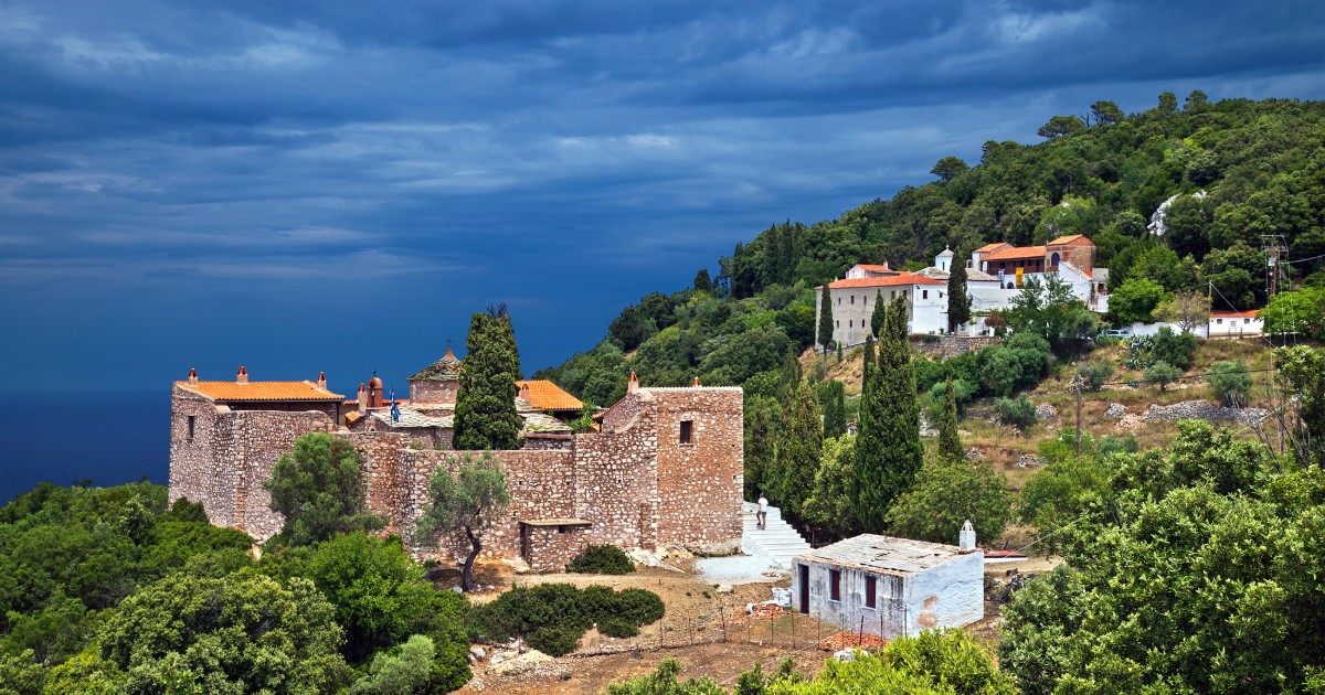 Το μικρό «Άγιον Όρος» της Σκοπέλου | Visit Thessaly